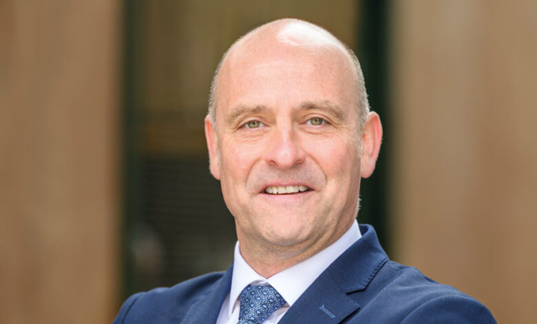 A golden thread | Eolas Magazine